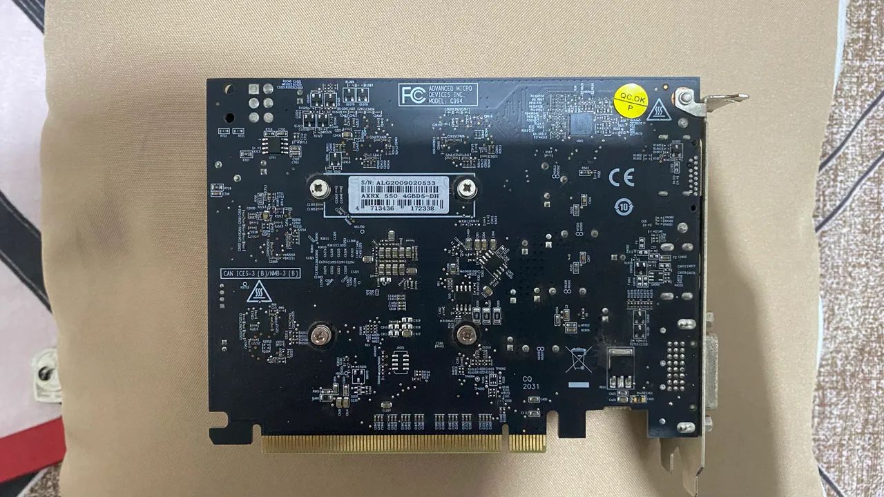 Placa de video rx 550 4gb - Placas de Vídeo - Miracatu 1456236353 | OLX