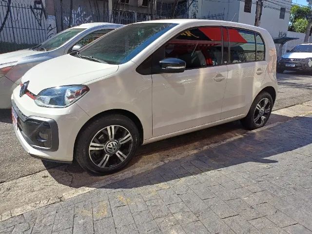 VOLKSWAGEN UP! 2018 Usados e Novos
