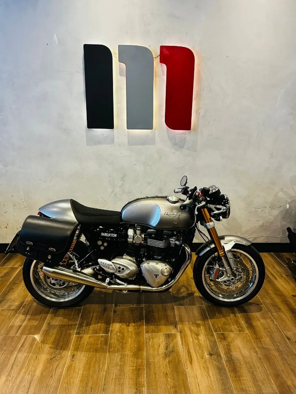 Motos TRIUMPH THRUXTON R 1200CC no Brasil
