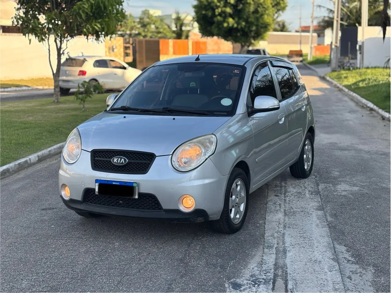 KIA MOTORS PICANTO 2010 Usados e Novos
