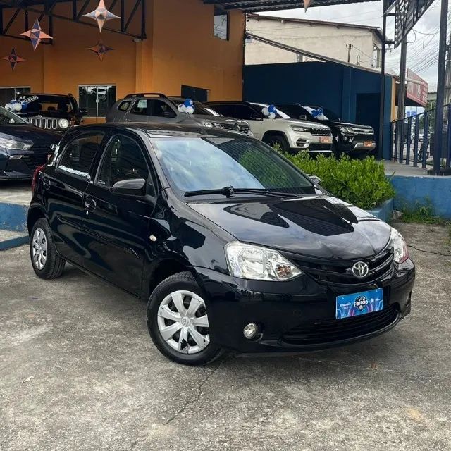 TOYOTA ETIOS 2015 Usados e Novos
