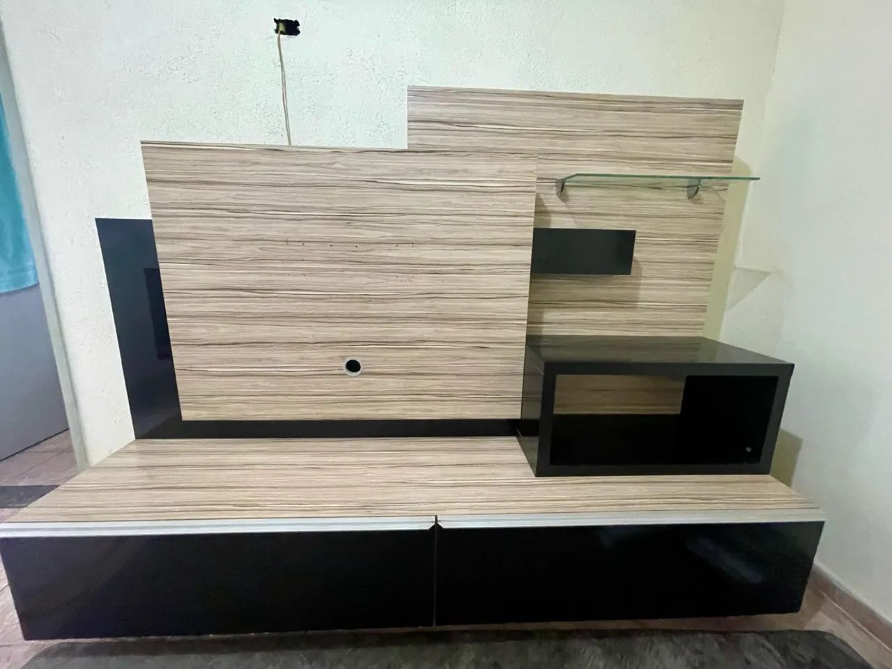 Raque com painel MDF / troco por celular, pc - Racks e Painéis ...