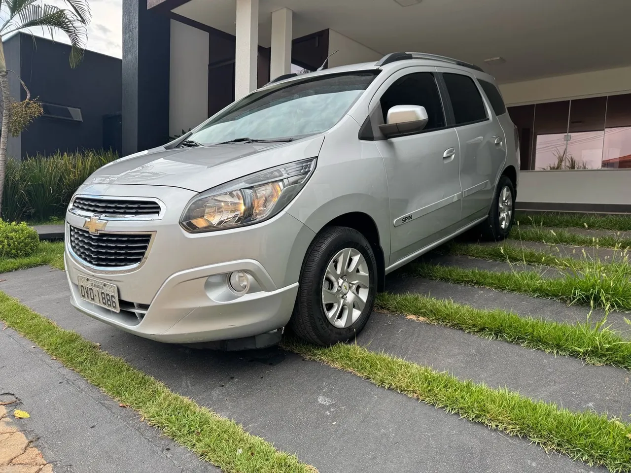 CHEVROLET SPIN 2017 Usados e Novos