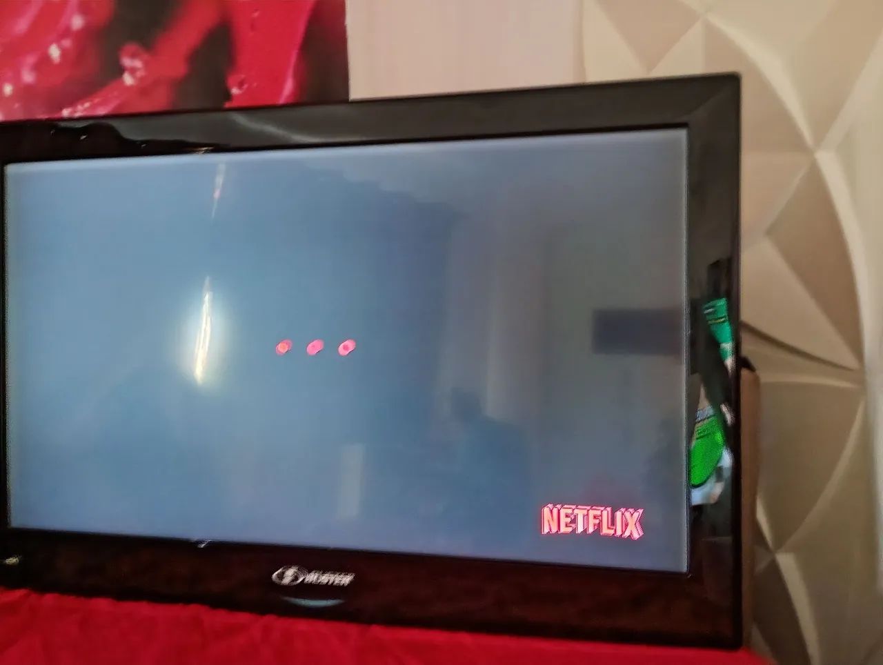 Tv 32 polegadas + Chromecast - TVs - Inhoaíba, Rio de Janeiro 1461657535 | OLX