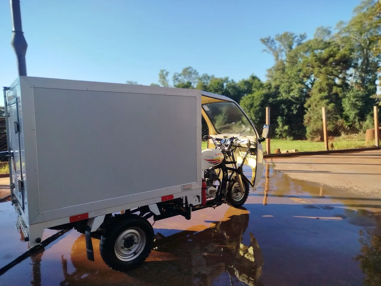 Motos MOTOCAR no Brasil