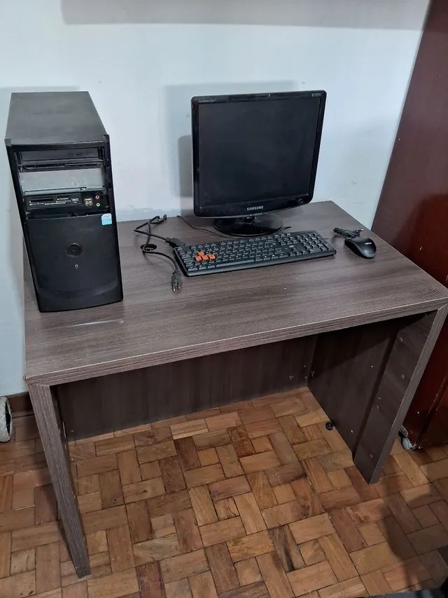 "mesa simples de madeira" no Brasil