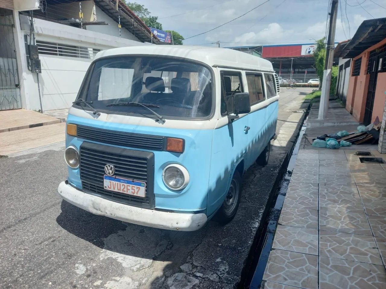 "chassi de kombi" no Brasil