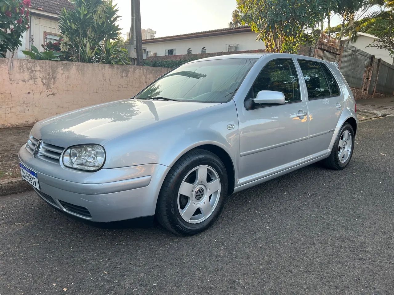 VOLKSWAGEN GOLF 2004 Usados e Novos