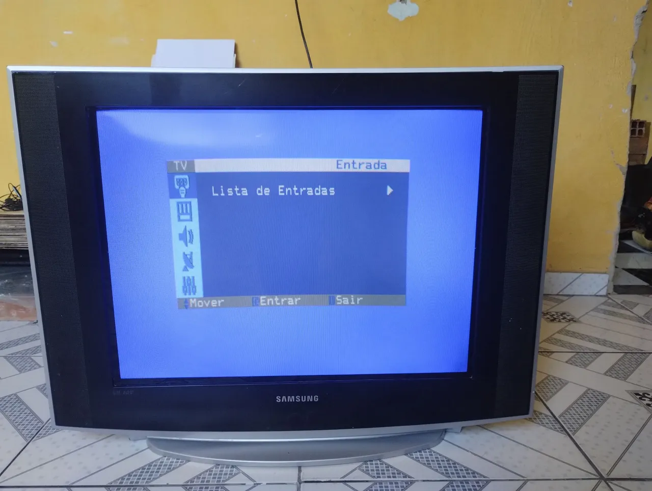 "tv 29 polegadas tela plana samsung" - TVs no Brasil