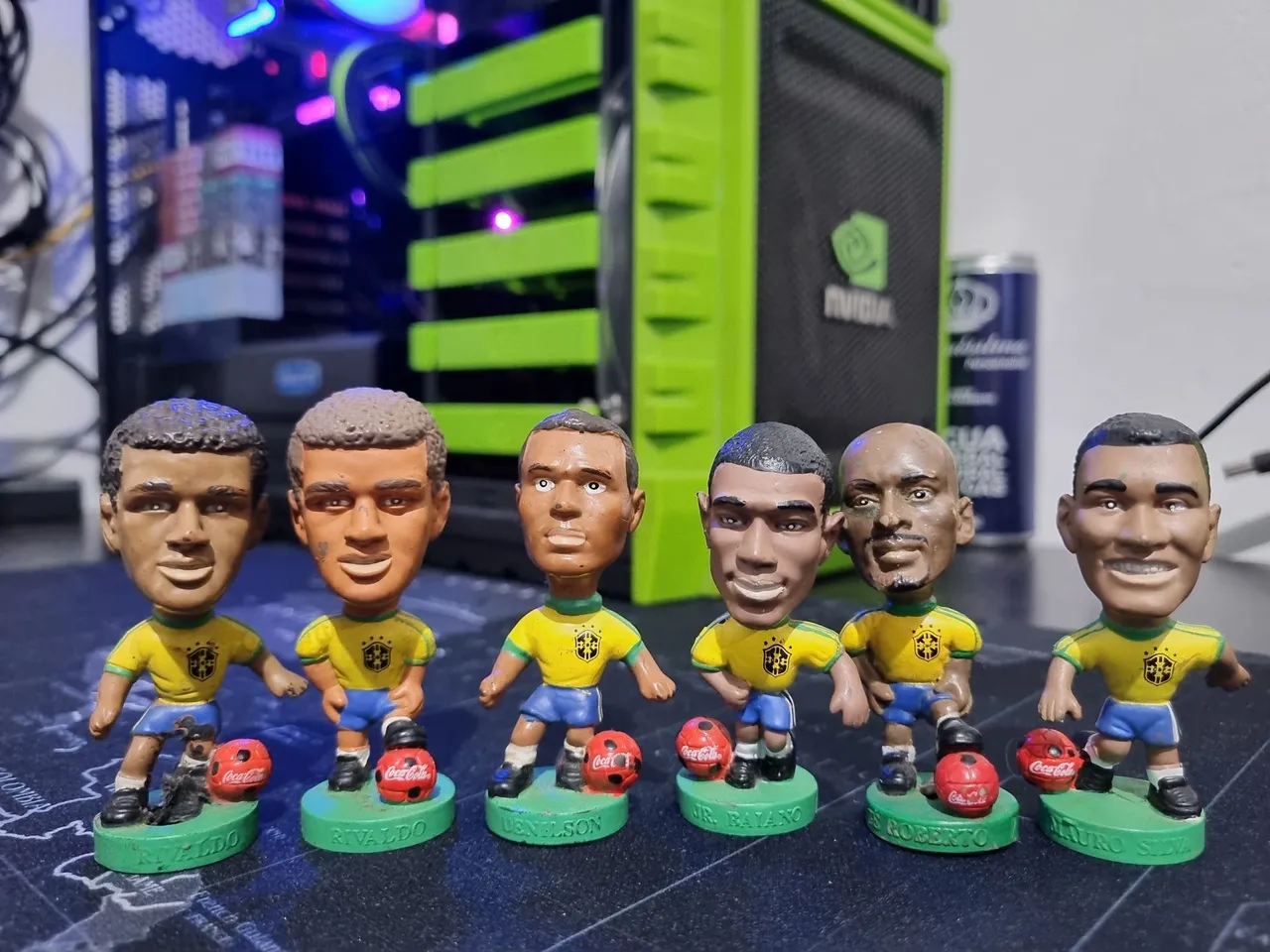 "mini craques" no Brasil
