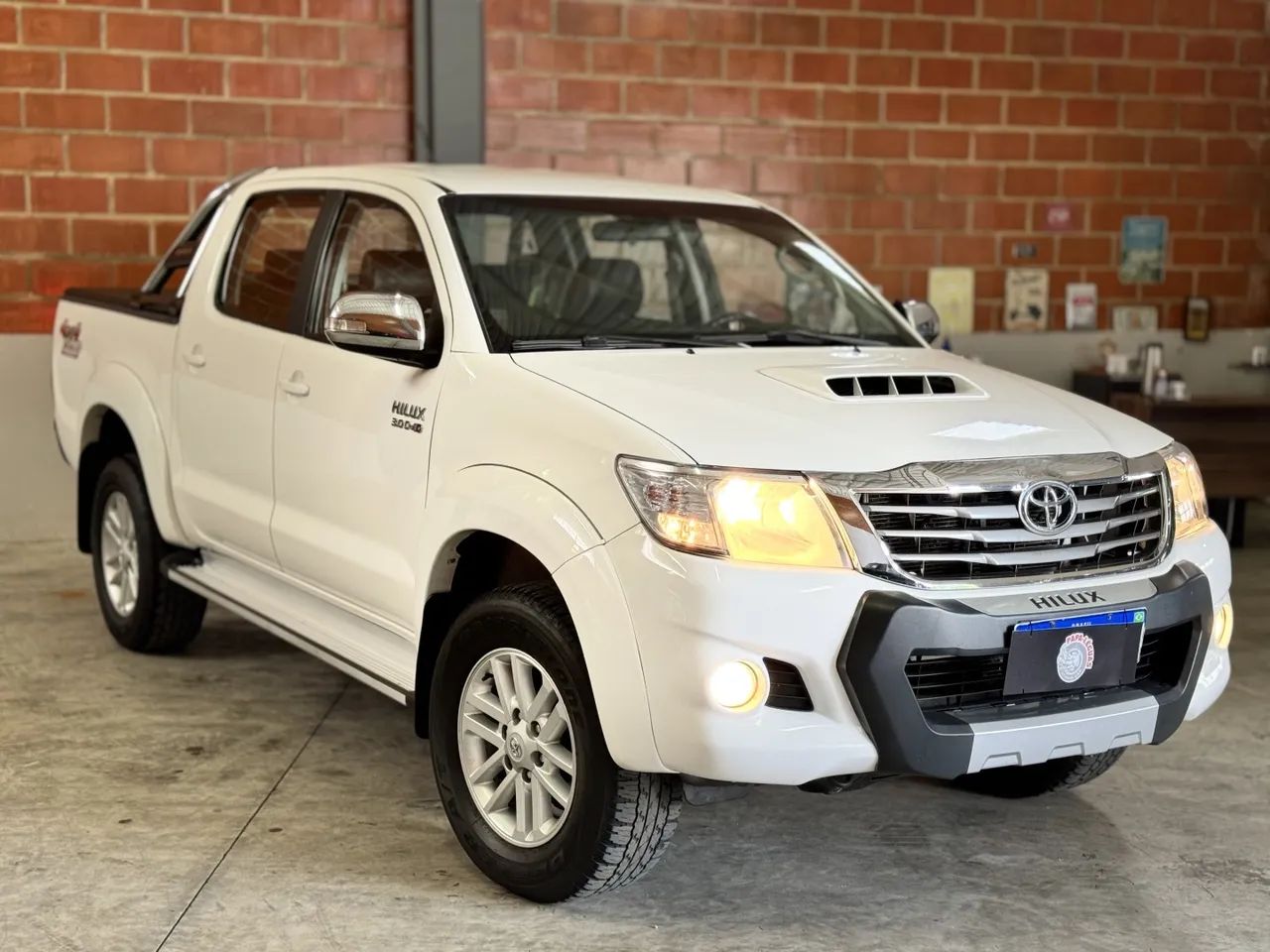 TOYOTA HILUX 2015 Usados e Novos