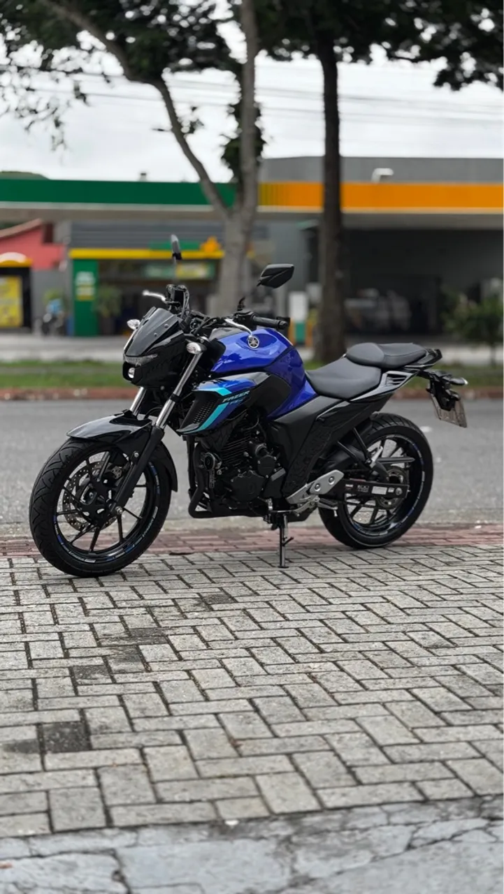 Motos YAMAHA FZ25 2024 no Brasil
