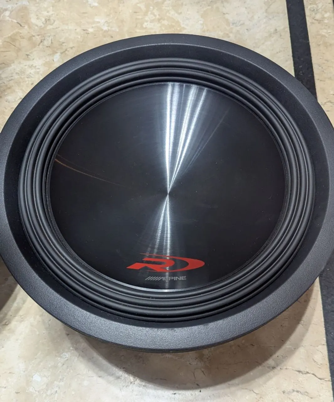 "subwoofer alpine" no Brasil