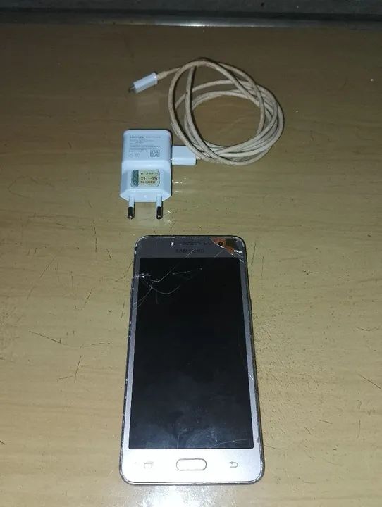 Celular Samsung Galaxy J5 - Tela quebrada - Celulares e Smartphones - Samambaia Norte (Samambaia ...