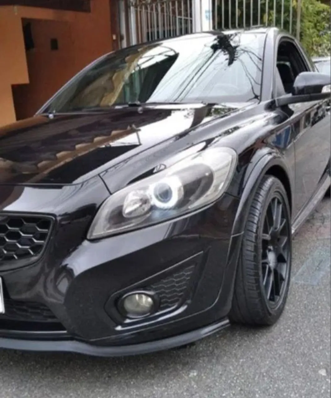 "volvo c30" no Brasil