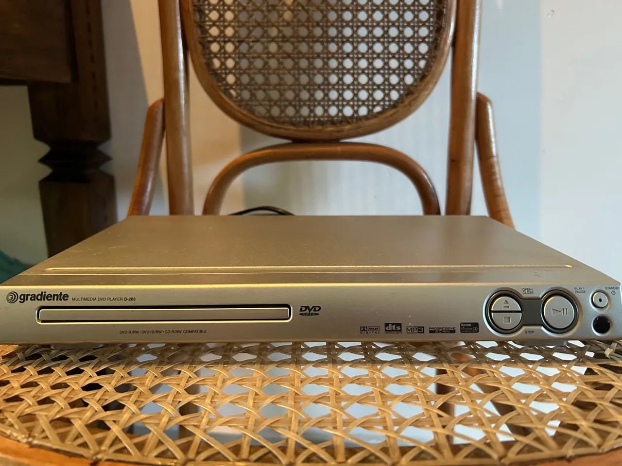 Vende-se eletrodomésticos (DVDs) - DVD, Blu-Ray e Vídeo Cassete - Vargem Grande, Rio de Janeiro ...