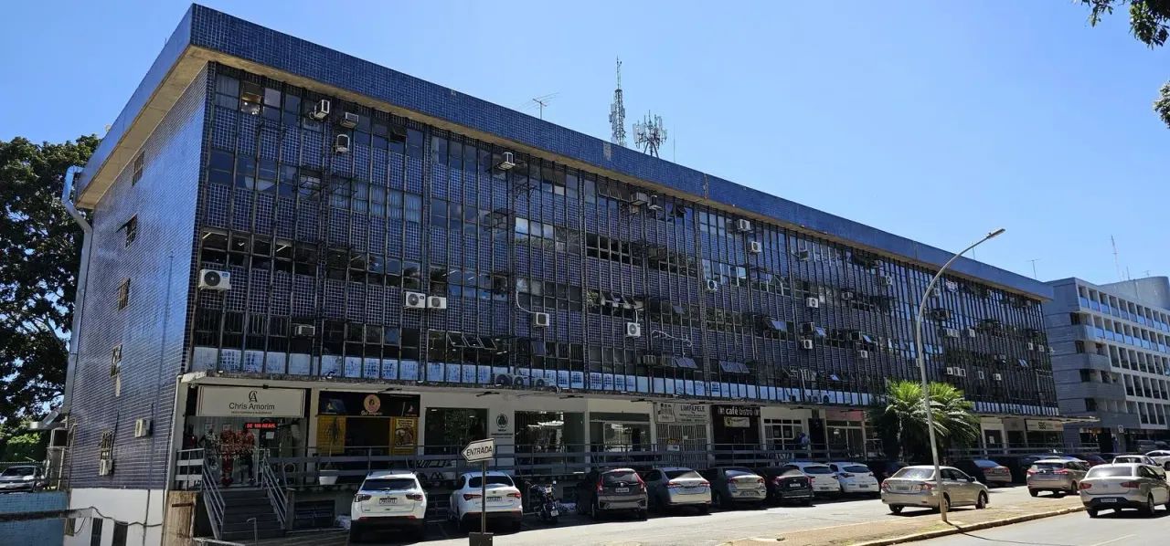 Sala Comercial no Ed. Centro Empresarial - Asa Sul (705/905) - Comércio ...