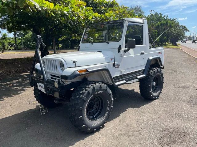 ASIA MOTORS JIPE Usados e Novos