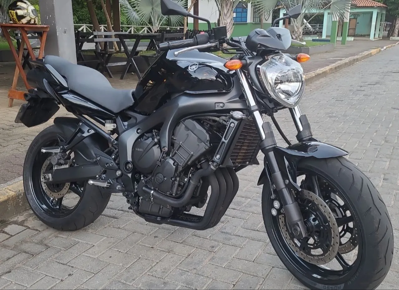 Motos YAMAHA FZ6 no Brasil