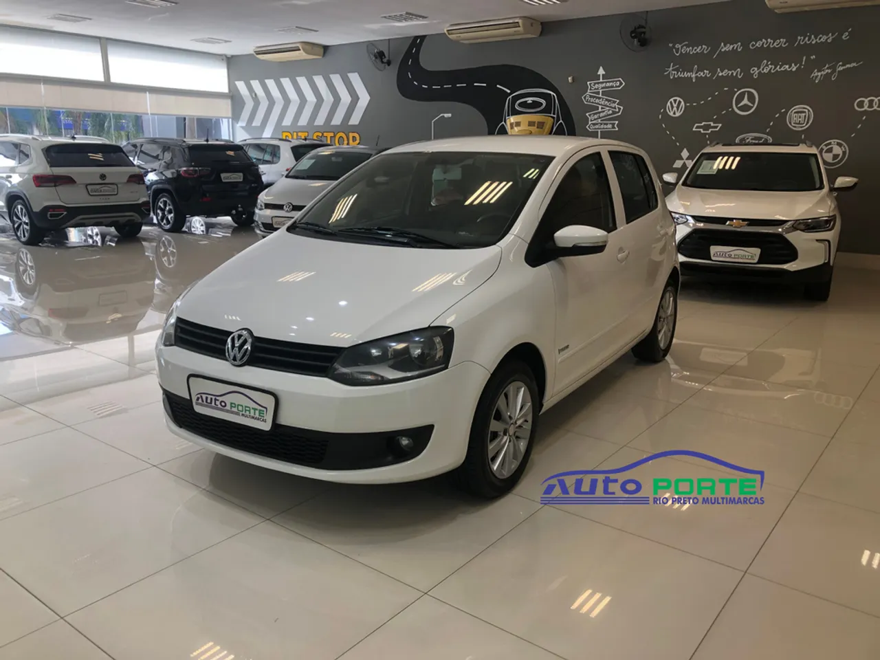 VOLKSWAGEN FOX 2012 Usados e Novos
