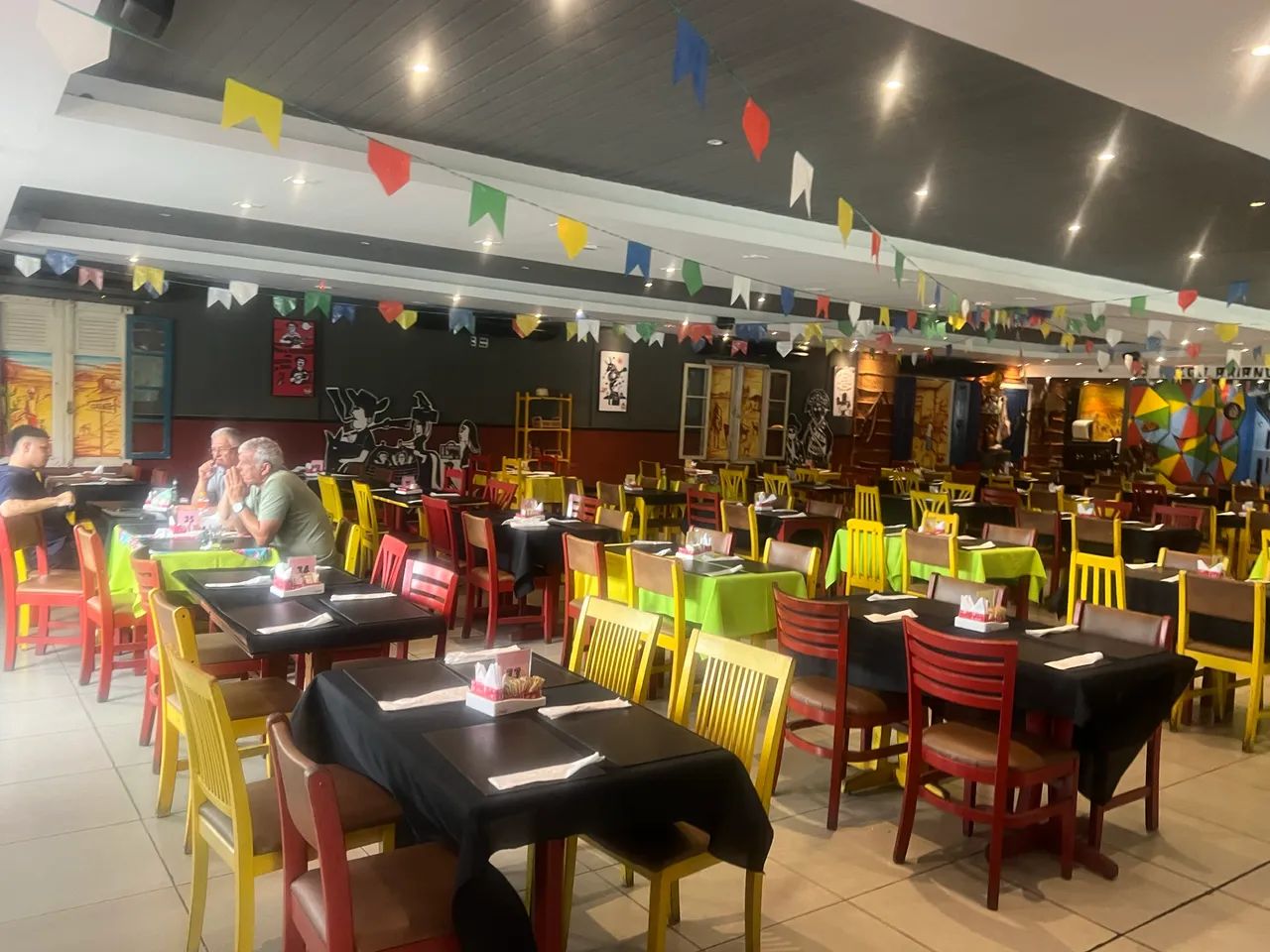 Tudo para montar Restaurante (vendo equipamentos tudo salão, bar e ...