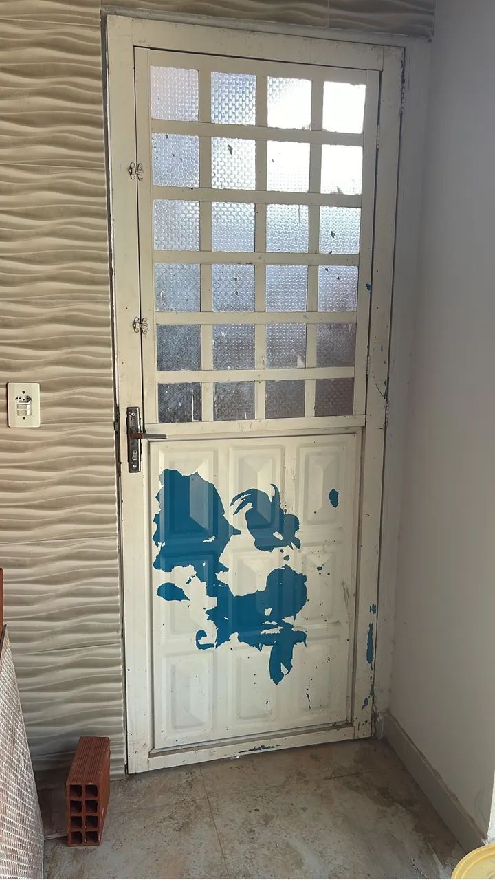 Vendo urgente , preço top pra levar tudo - Portas e Janelas - Ceilândia ...