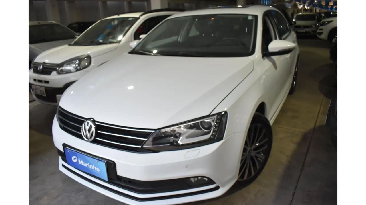 VOLKSWAGEN JETTA 2017 Usados e Novos