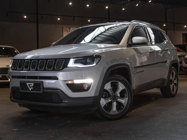 hatches JEEP flex 2017 Usados e Novos