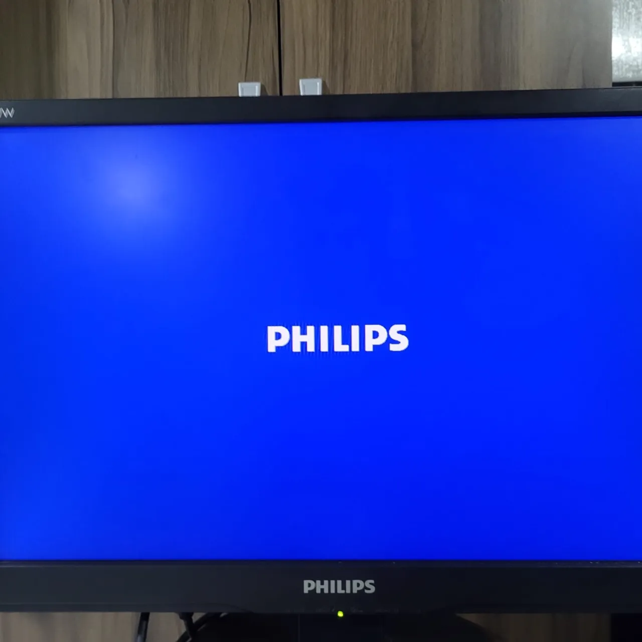 "monitor philips 19 polegadas led" - Monitores no Brasil