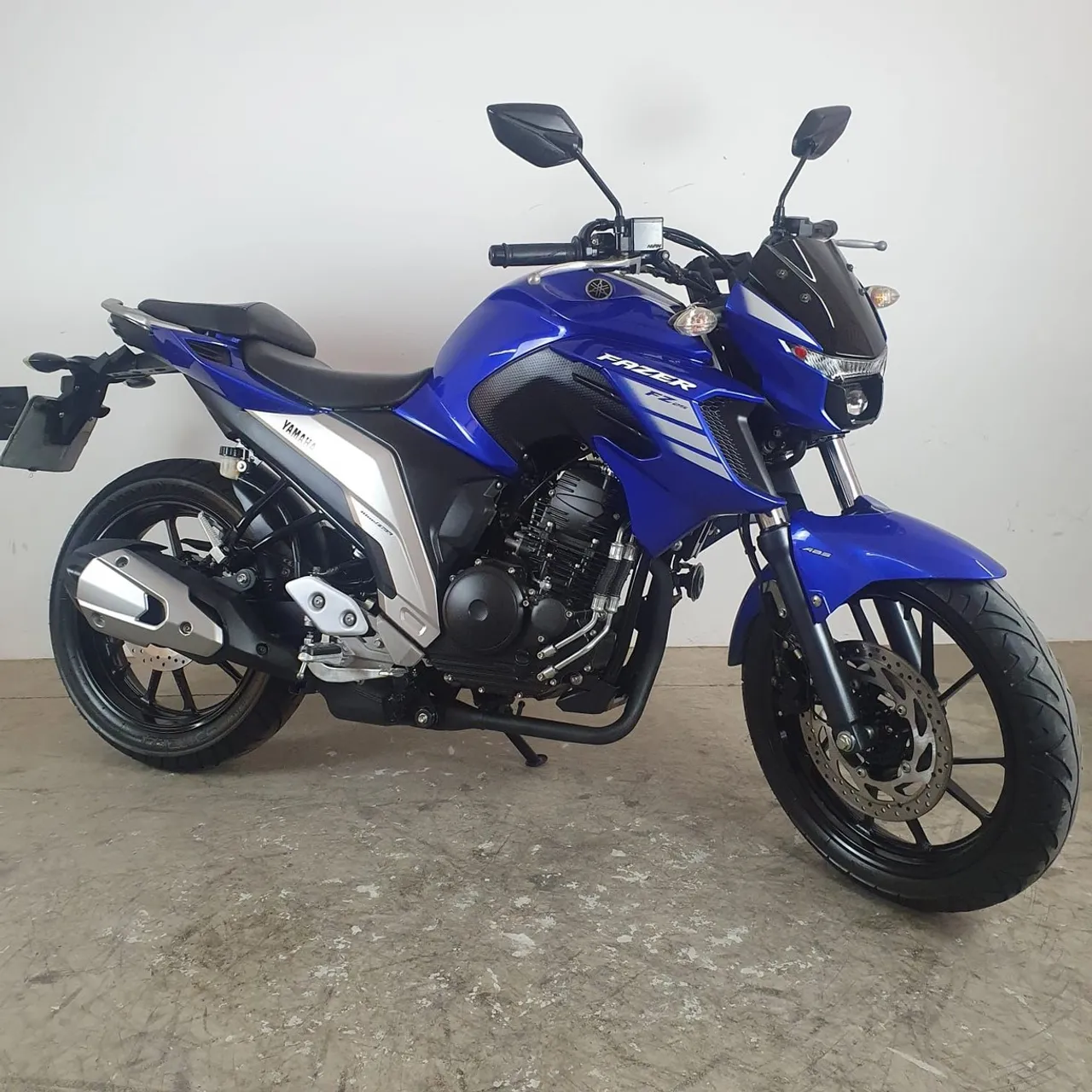 Motos YAMAHA FZ25 no Brasil