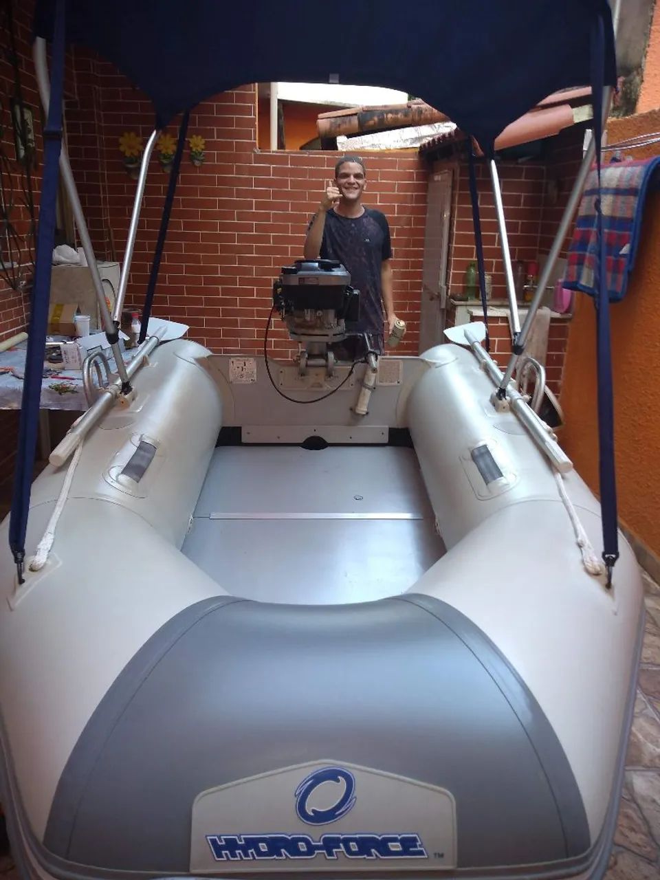 Bote infravel Hrydro ferce fundo rígido precisa de recolagem - Esportes ...