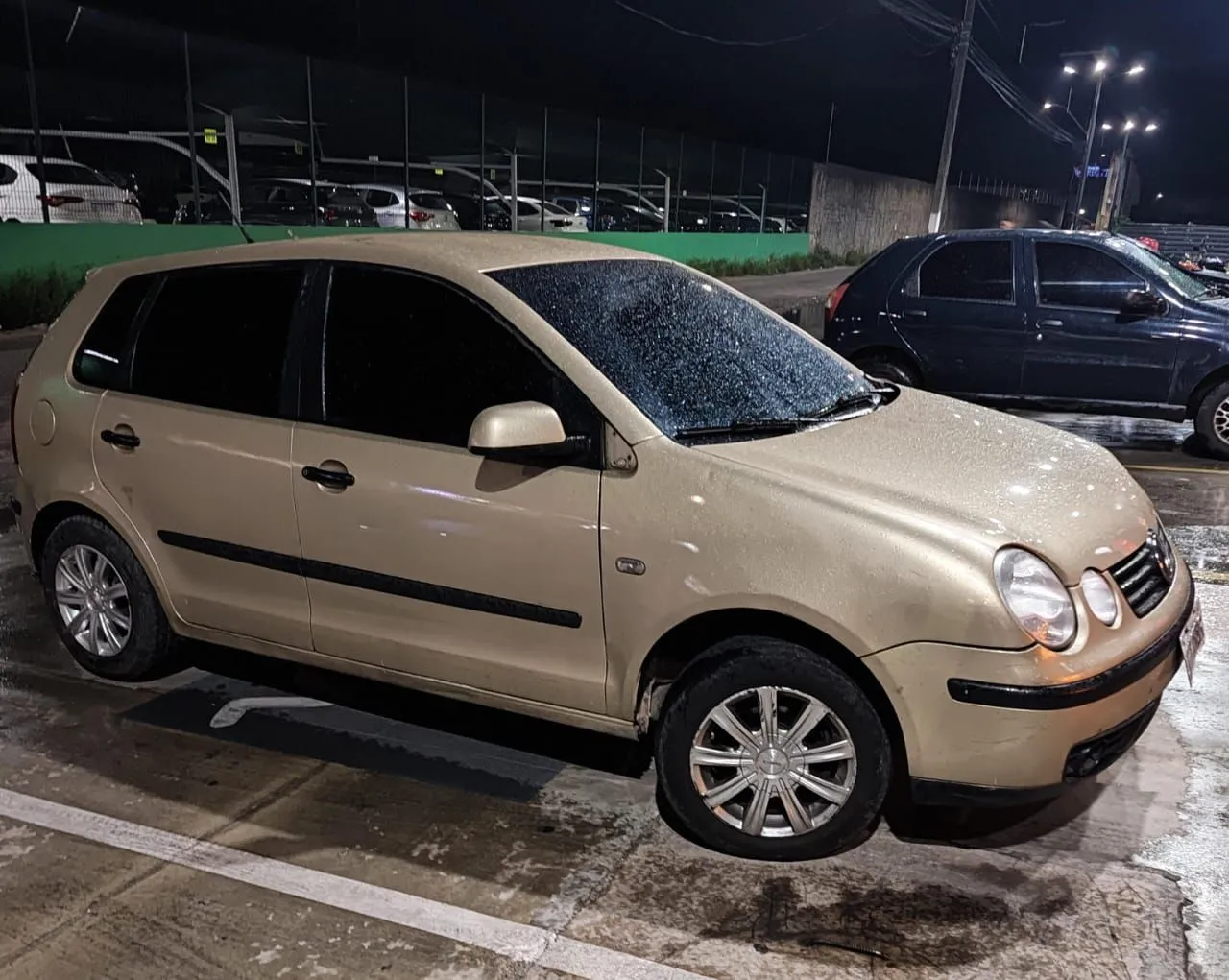 VOLKSWAGEN APOLO Usados e Novos