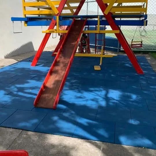 Piso emborrachado placa 50x50cm 15mm colorido antimpacto parque e ...