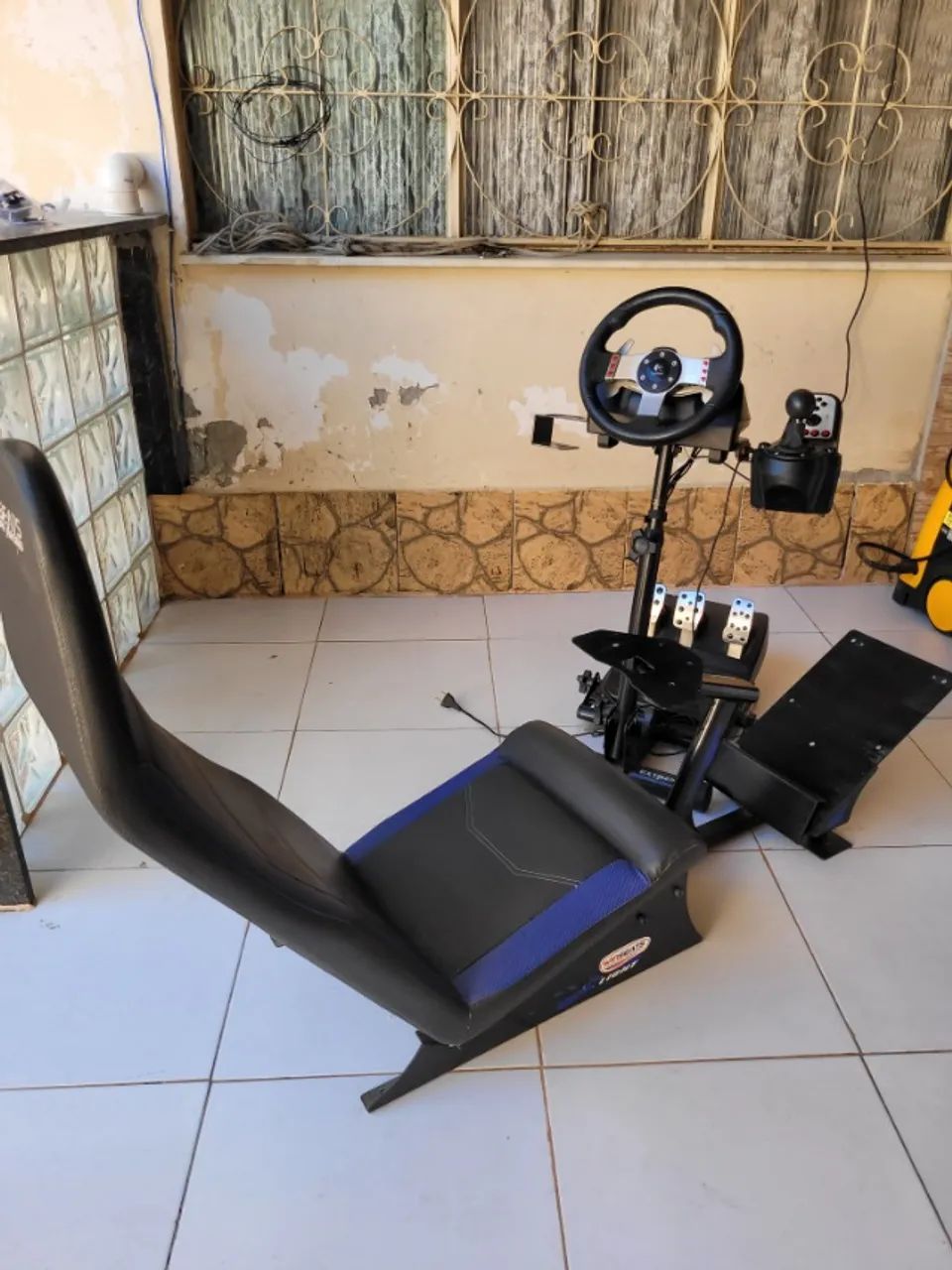 Volante G27 + Cockpit com Banco + Cockpit simples - Peças e Acessórios ...