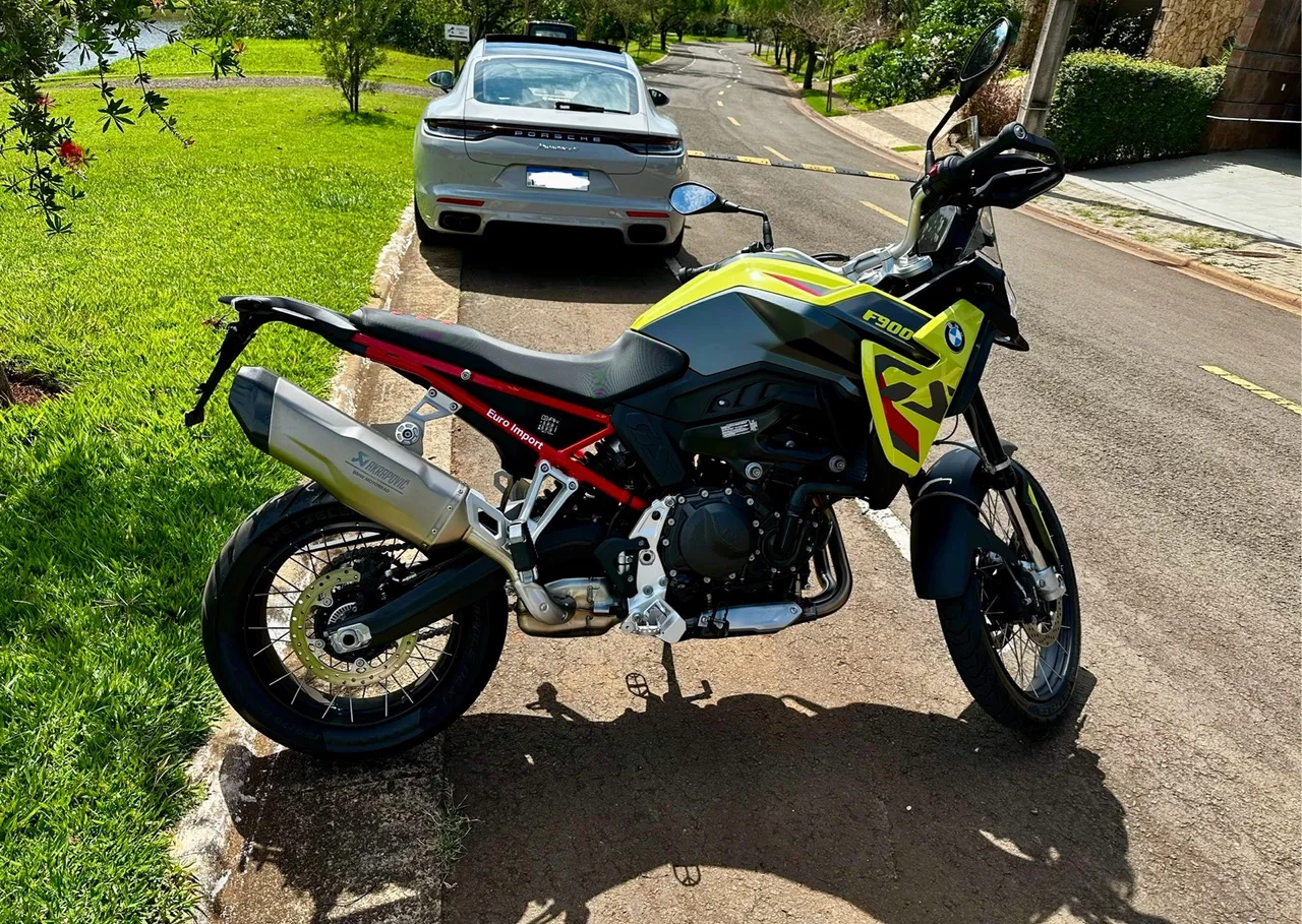 Motos BMW F no Brasil