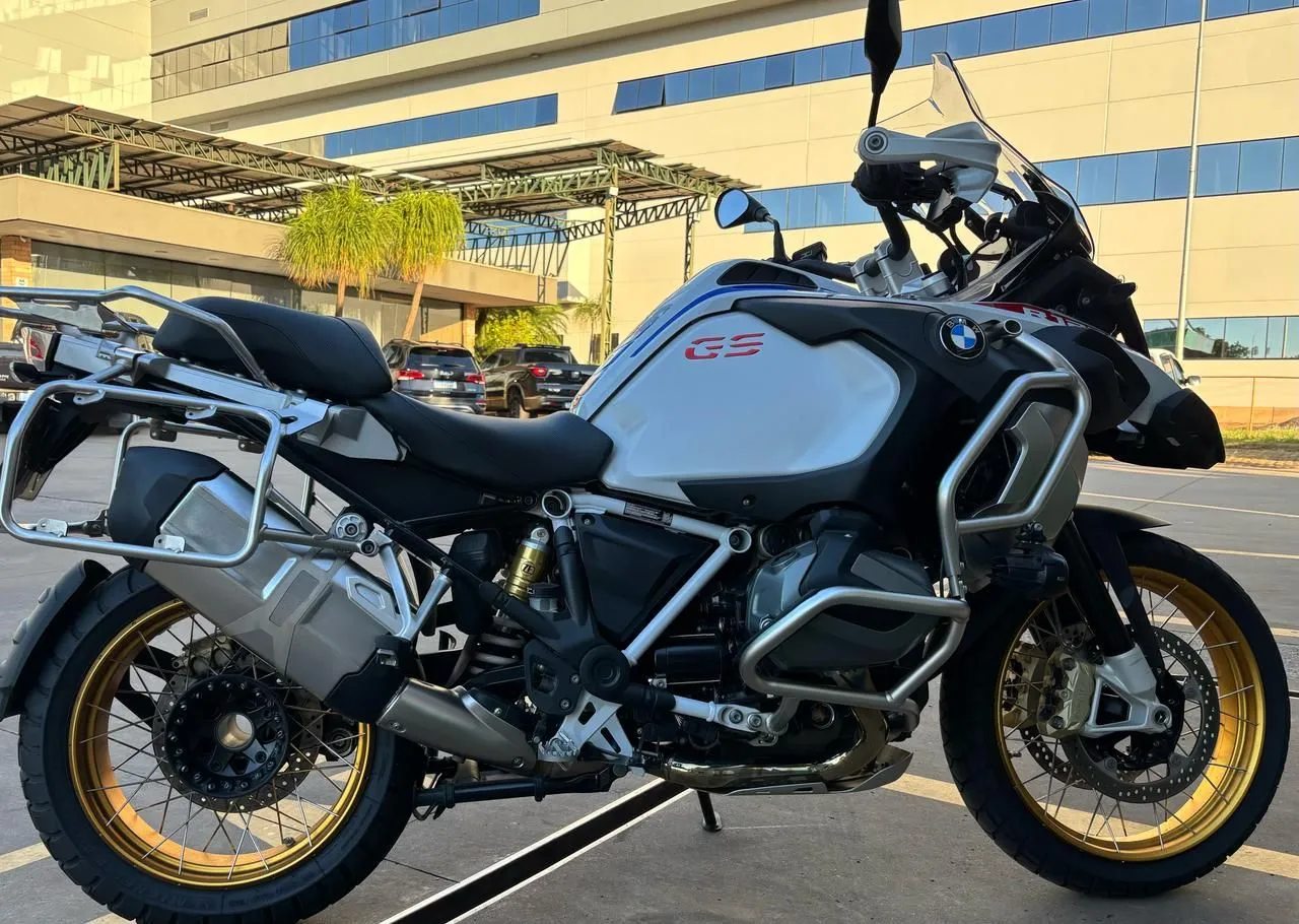 Motos BMW R 1250 GS ADVENTUE PEMIUM ALLYE no Brasil