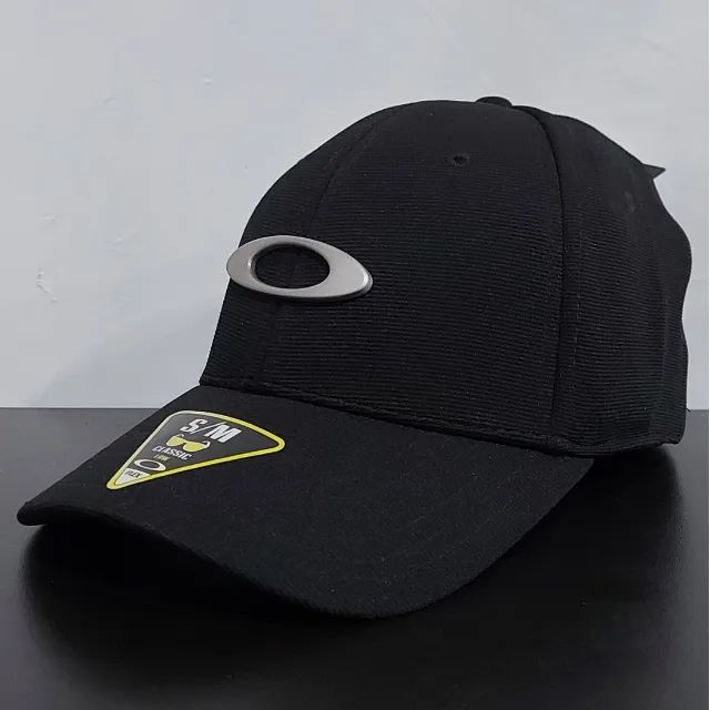 "bone da oakley preto" no Brasil