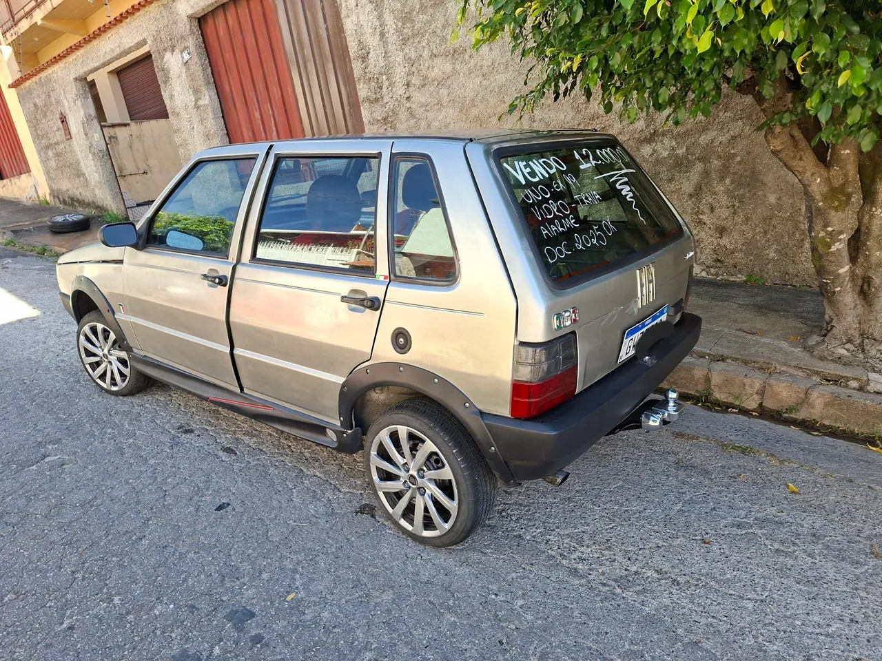 Fiat Uno 2000 Usados e Novos