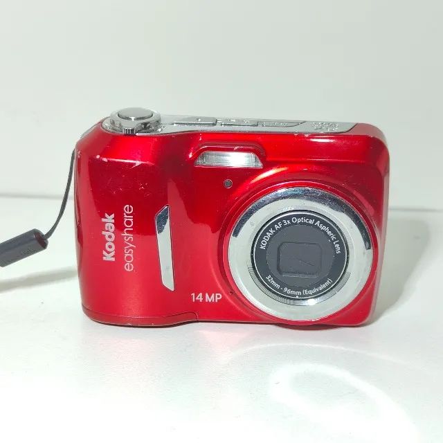 Câmera Digital Kodak EasyShare c1530 14MP Vermelha + Acessórios e Pilha ...
