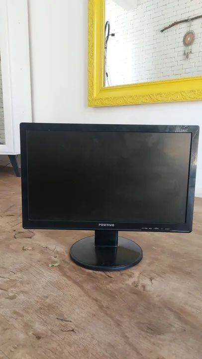 "monitor positivo lcd 18" no Brasil