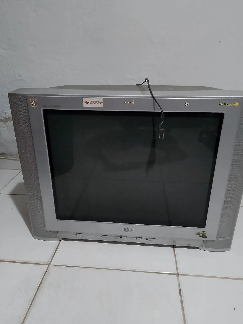 "tv de tubo" - TVs no Brasil