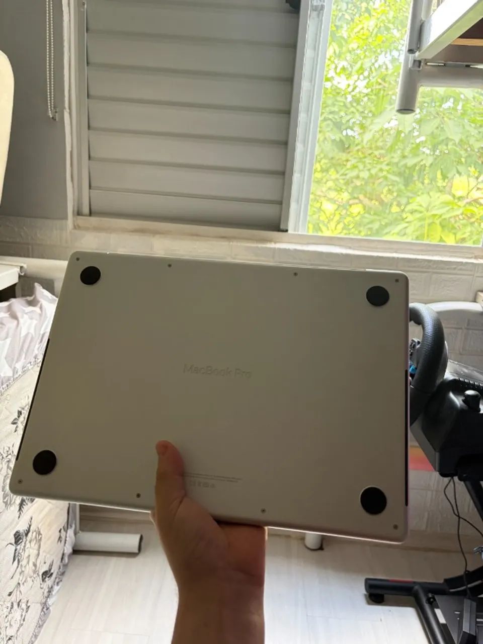 ? MacBook Pro M1 Pro 16GB - Excelente estado | Caixa + Acessórios ...