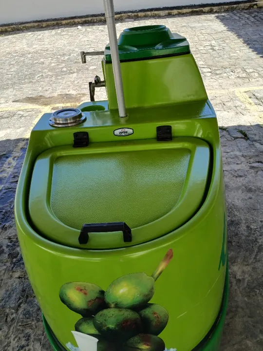 "carrinhos de coco" no Brasil