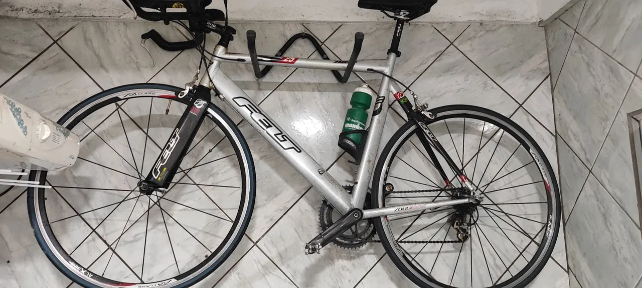 "bicicleta felt" - Ciclismo no Brasil