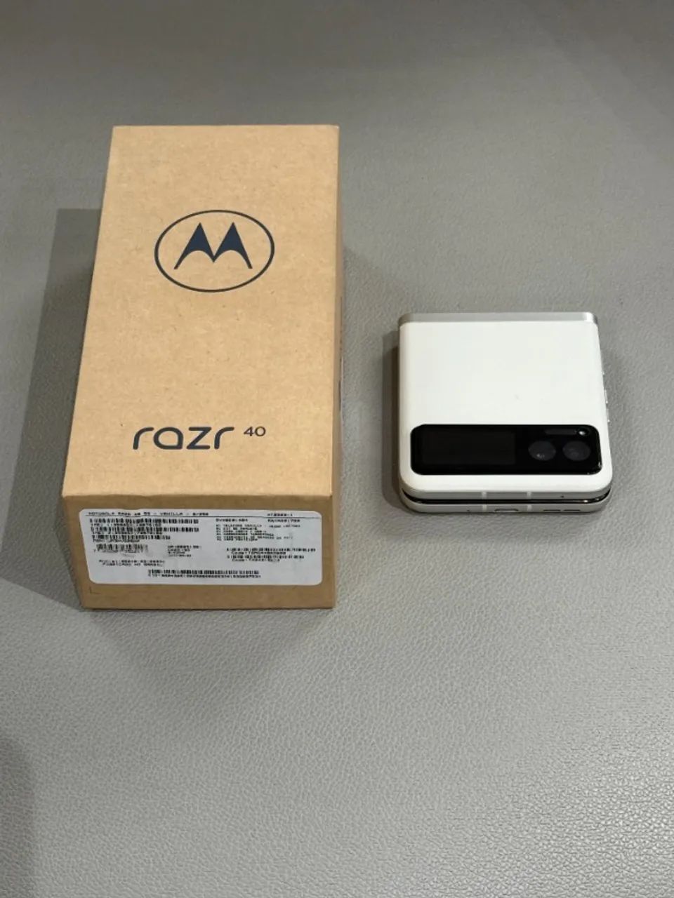 Motorola Razr 40 - 8GB RAM - 256GB - na caixa - impecável com NF ...