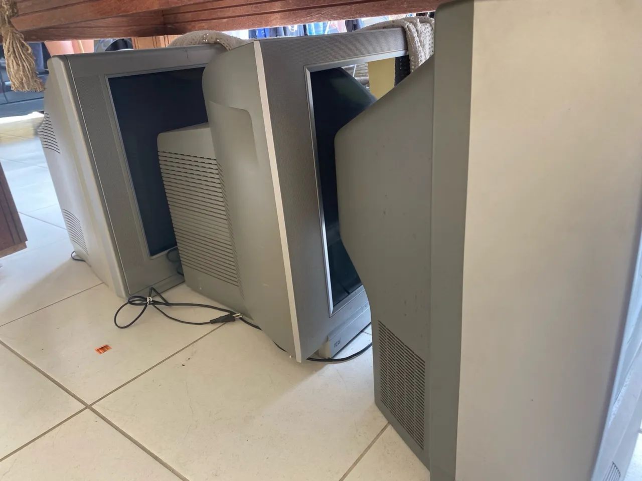 TVs antigas funcionando perfeitamente - TVs - Pinheira, Palhoça ...