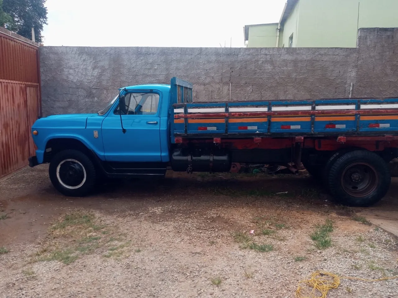 "caminhoes d60 chevrolet" no Brasil