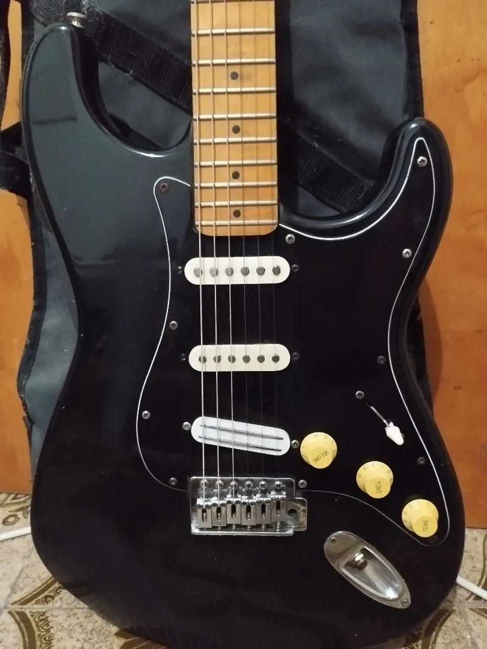 "guitarra stratosonic" - Instrumentos musicais no Brasil