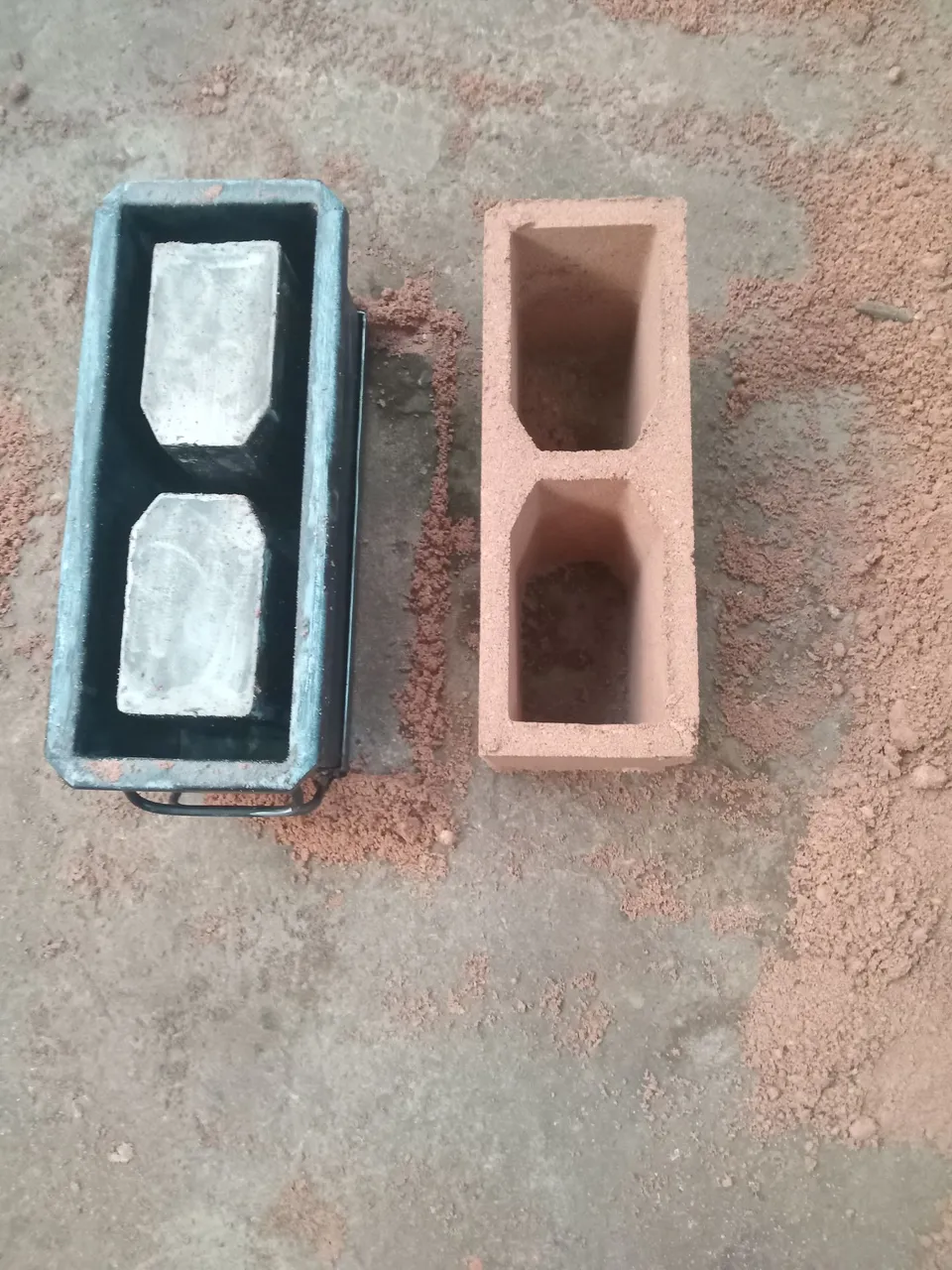 "forma de bloco de concreto" no Brasil