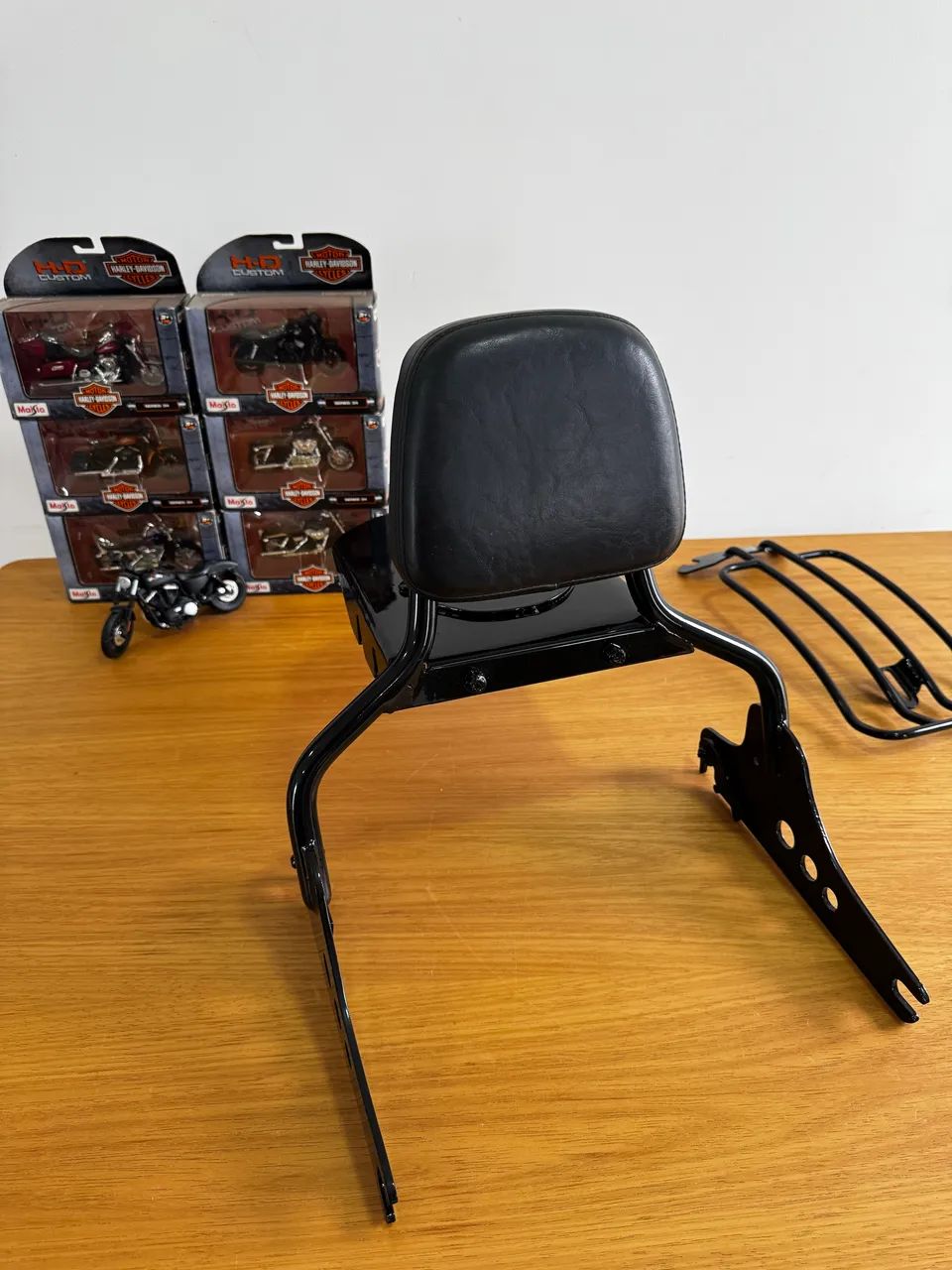 Sissy Bar king 16? customizado justiceiro + grade bagageiro Harley ...